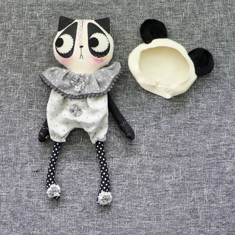 Rollie – Pinkyminky's Handmade and Original Shop